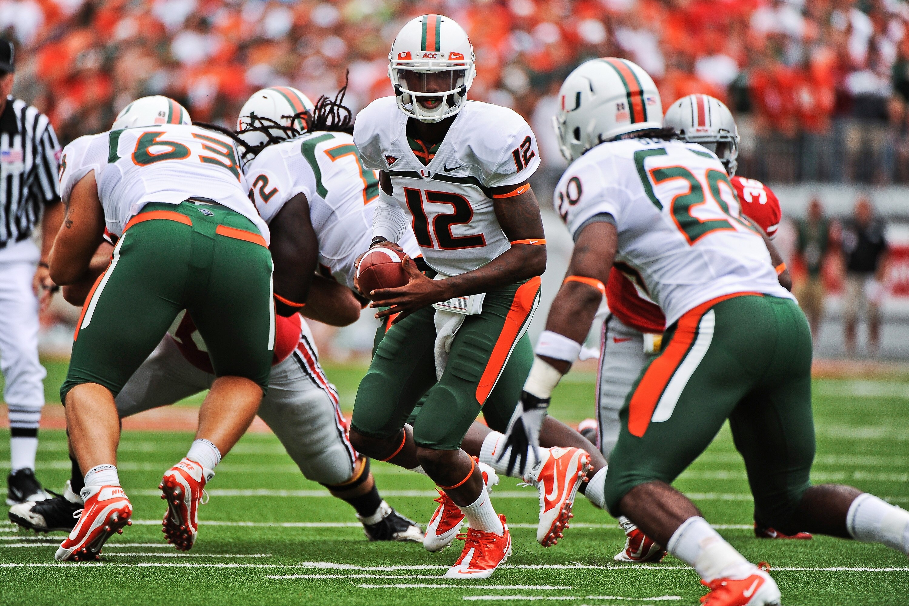 2010 Sun Bowl: Notre Dame or Miami Hurricanes, Who Has Offensive Advantage?