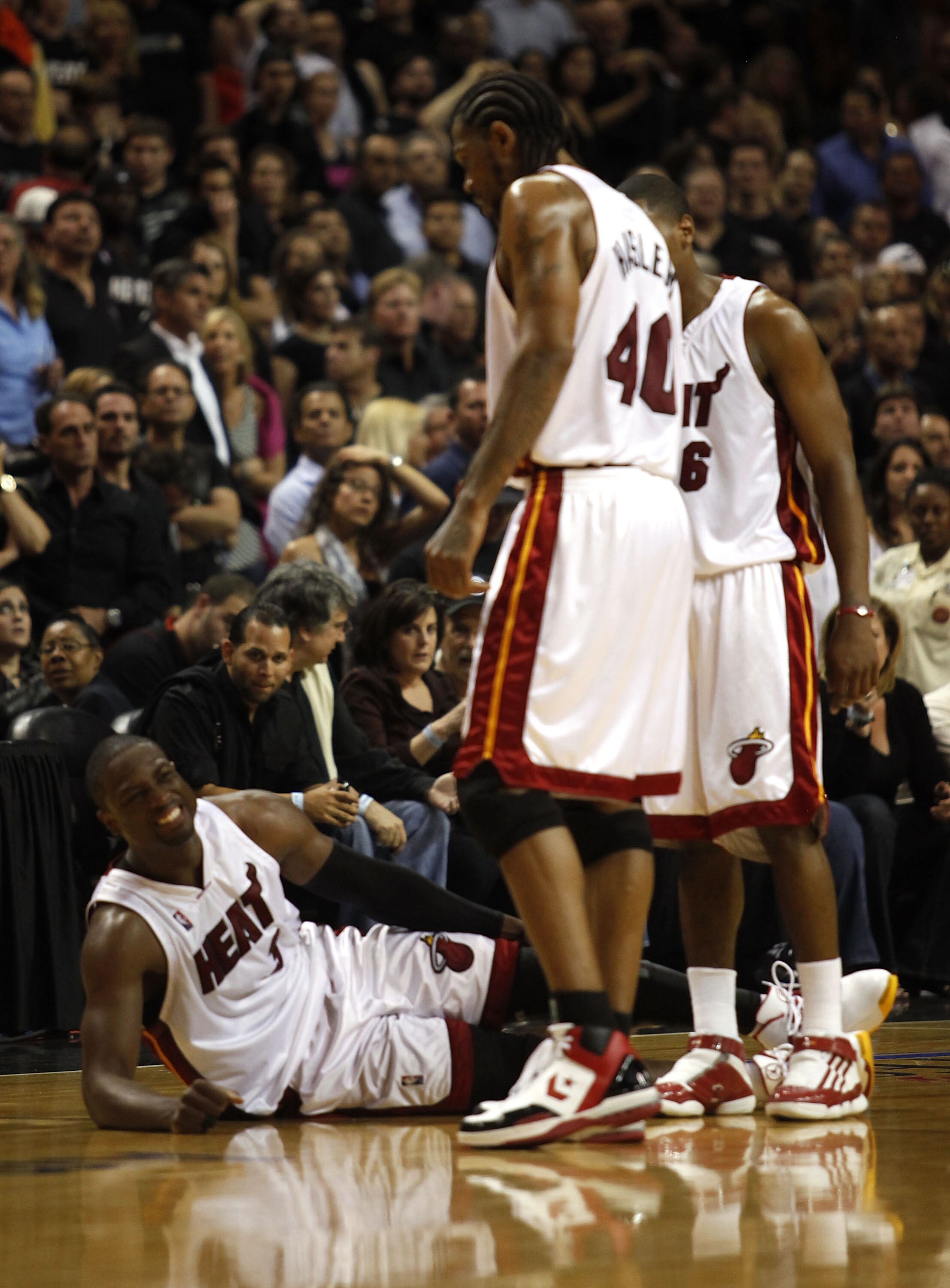 Kobe Bryant vs. Dwyane Wade: Why Outcome of Heat vs. Lakers Game Is ...