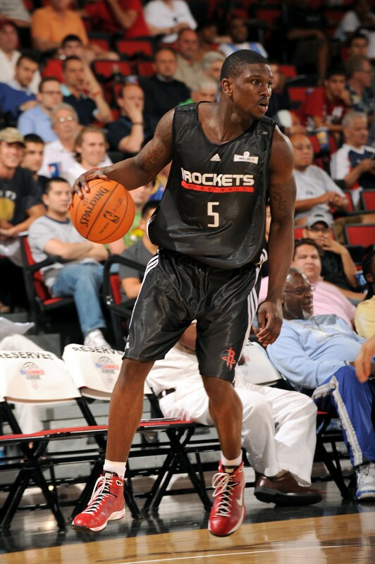 NBA Trade: Who Came Out on Top Between the LA Lakers, NJ Nets and Rockets?