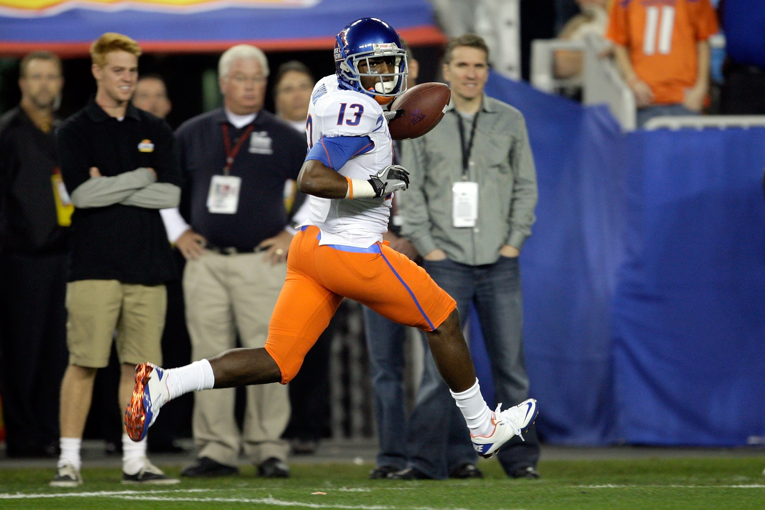 MAACO Bowl Scouting: Brandon Burton vs. Kellen Moore and Boise State