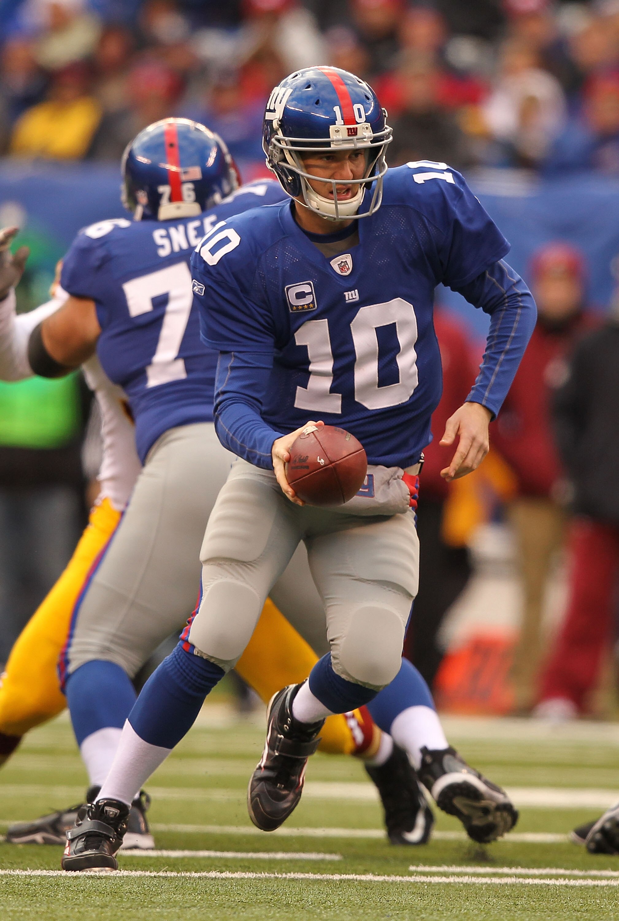 NFL Picks Week 17: Will Eli Manning Pass the New York Giants Into the ...