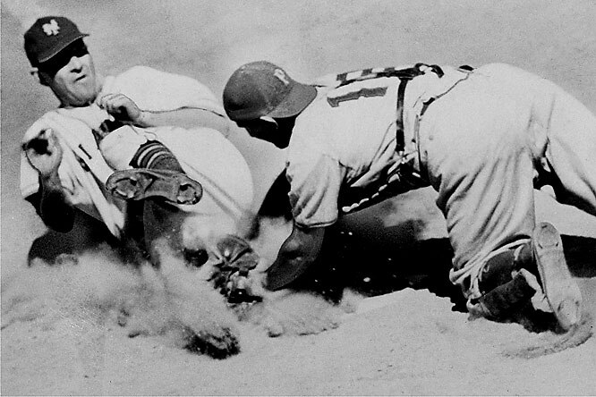 MLB Power Rankings: The Greatest Right Fielder in Every Team's History