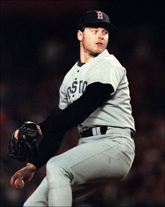 MLB Power Rankings: The Top 10 Fastballs in Baseball History
