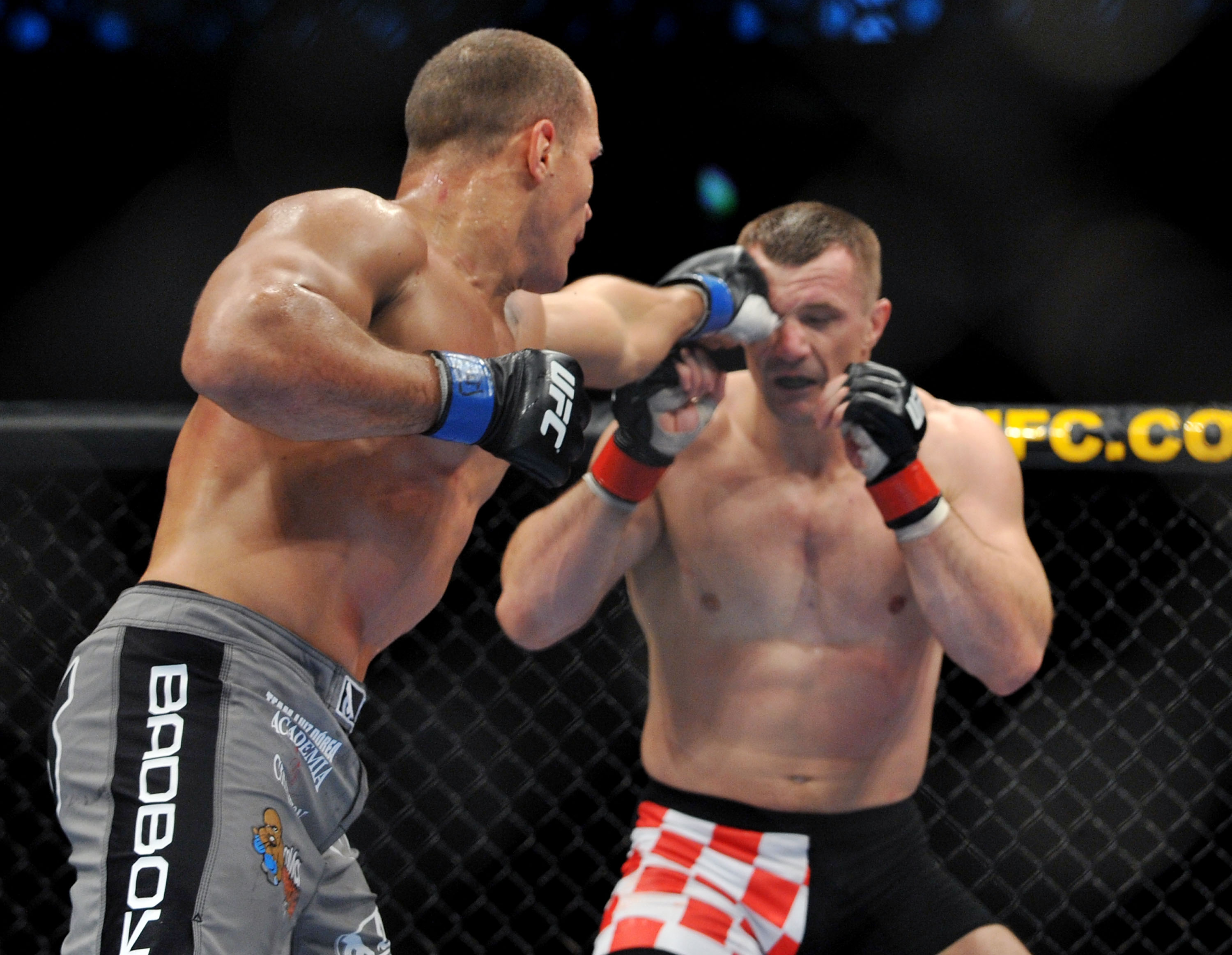 UFC 126: Top 10 UFC "Striker Vs. Striker" Matchups