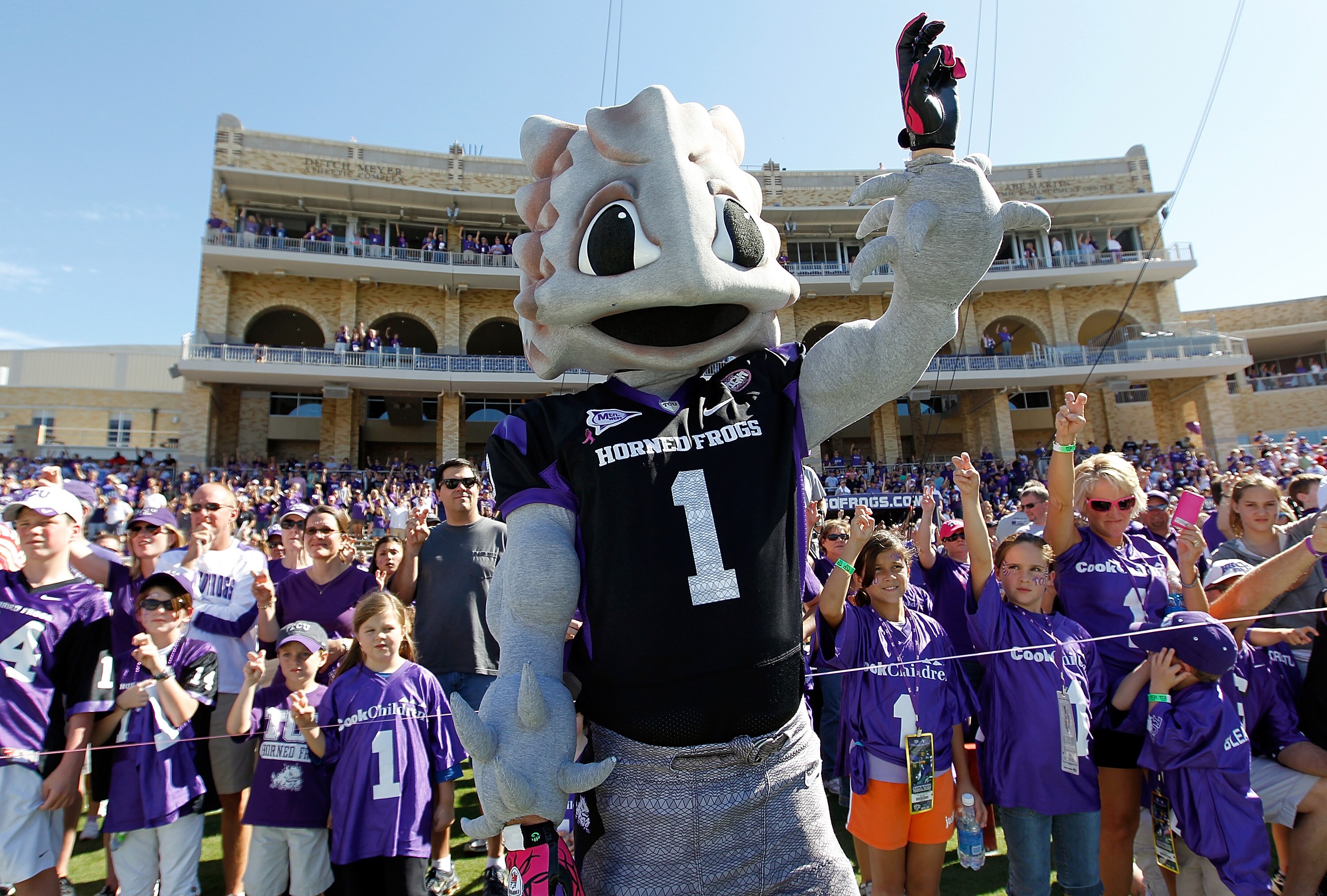 2011 College Football: Ranking the 10 Best Mascots in the Top 25