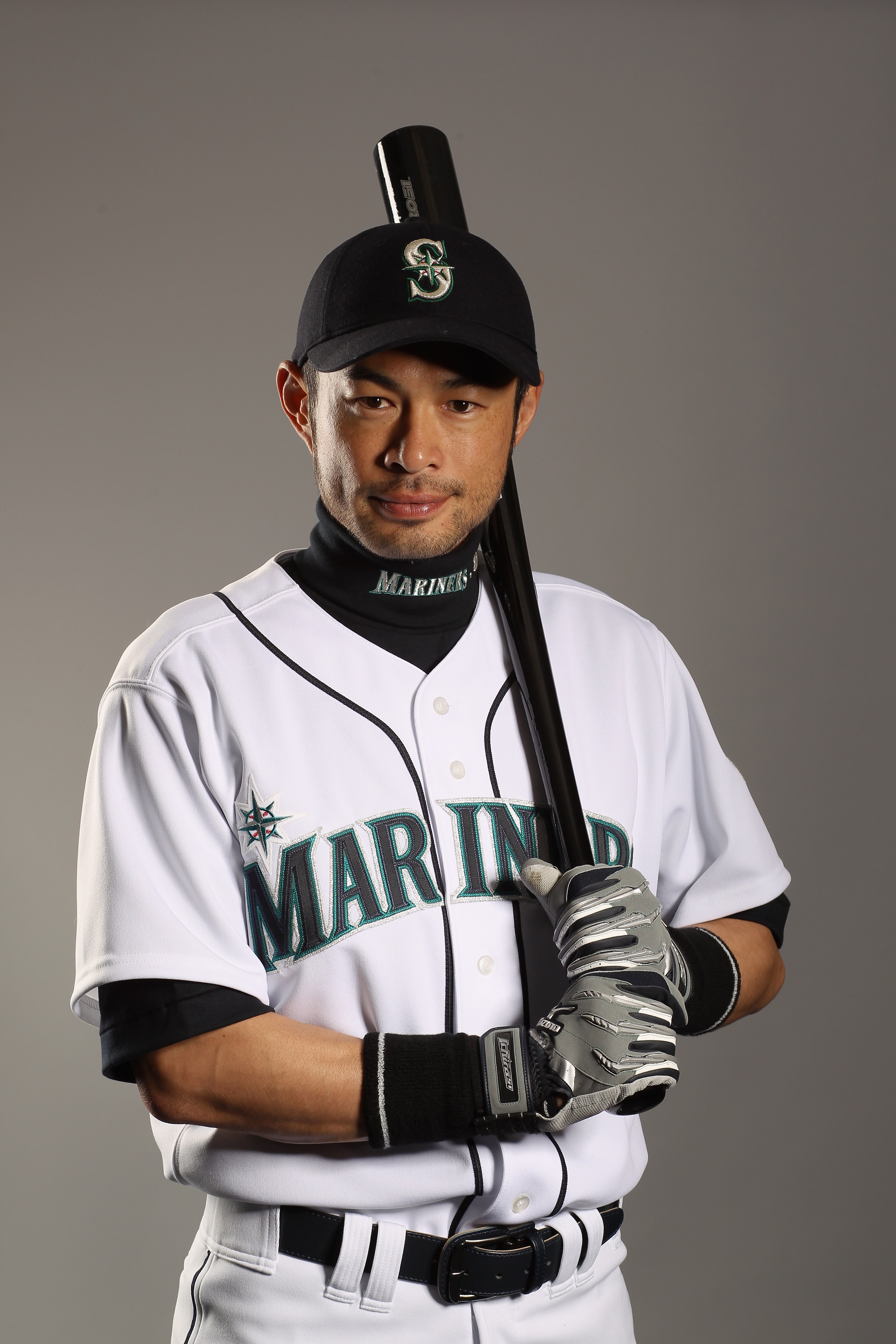 MLB Preview 2011: Full Seattle Mariners Season Preview, Roster and ...
