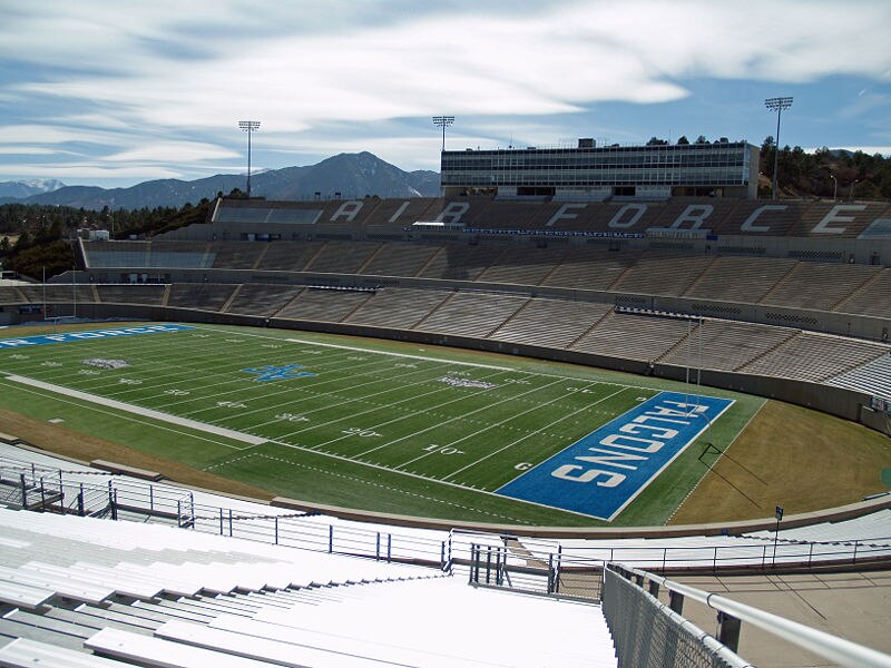 College Football: Critiquing CBS' Top 25 NCAA Stadiums