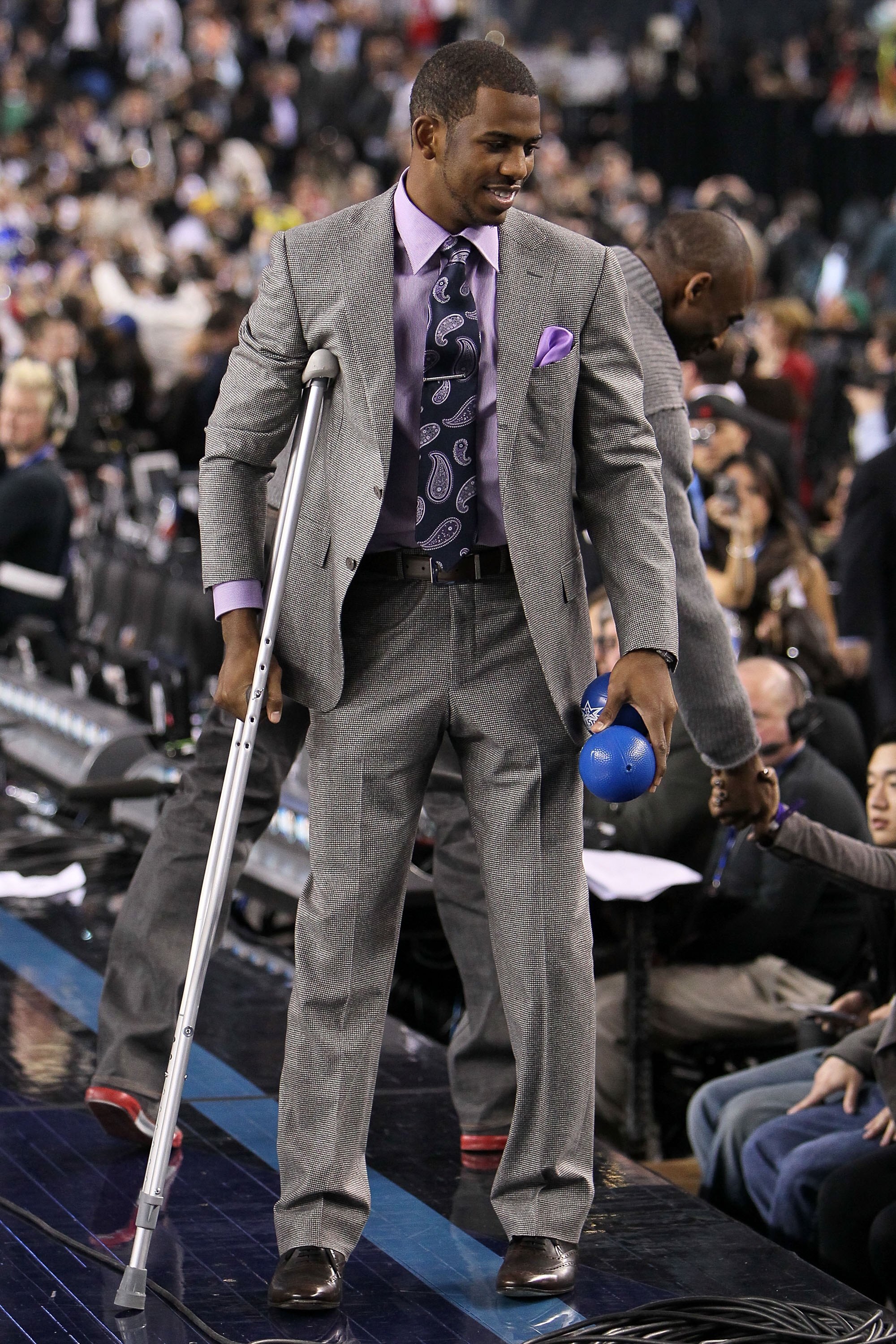 NBA Free Agency 2012: Chris Paul Vs. Dwight Howard: Who Helps a Team More?