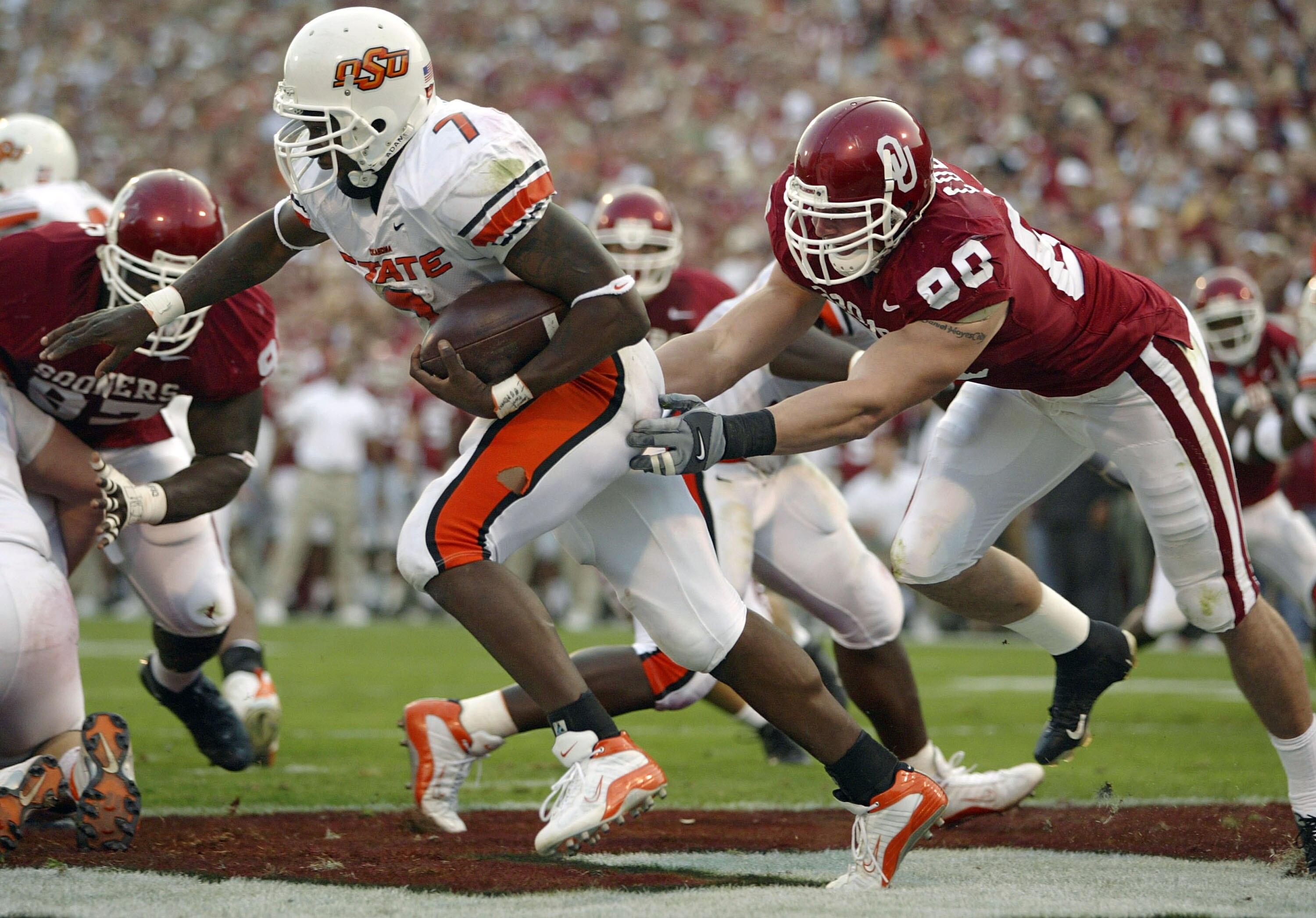 College Football: Adrian Peterson and the Top 25 Running Backs in Big ...