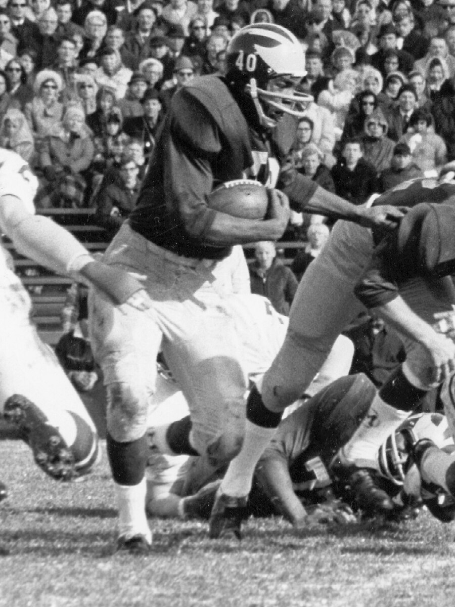 Michigan Football: 20 Most Beloved Figures in Wolverine History
