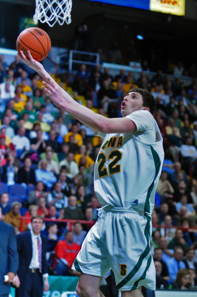 College Basketball: The 25 Goofiest Players in College Hoops History