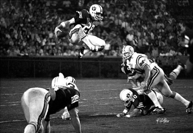 Auburn Football 2011: The 25 Most Beloved Figures in Tigers History