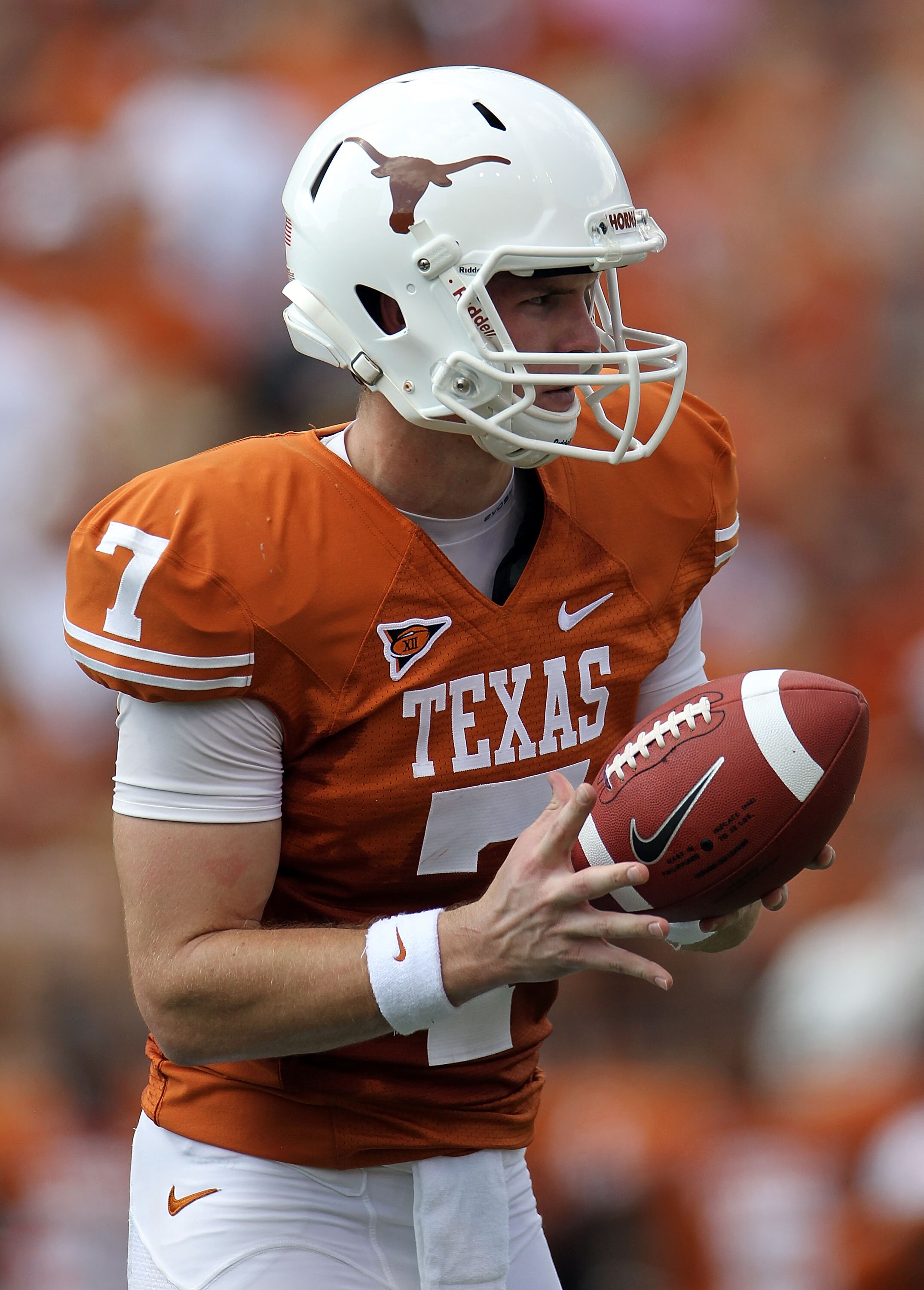 College Football 2011: Top 25 Uniforms in the BCS Conferences
