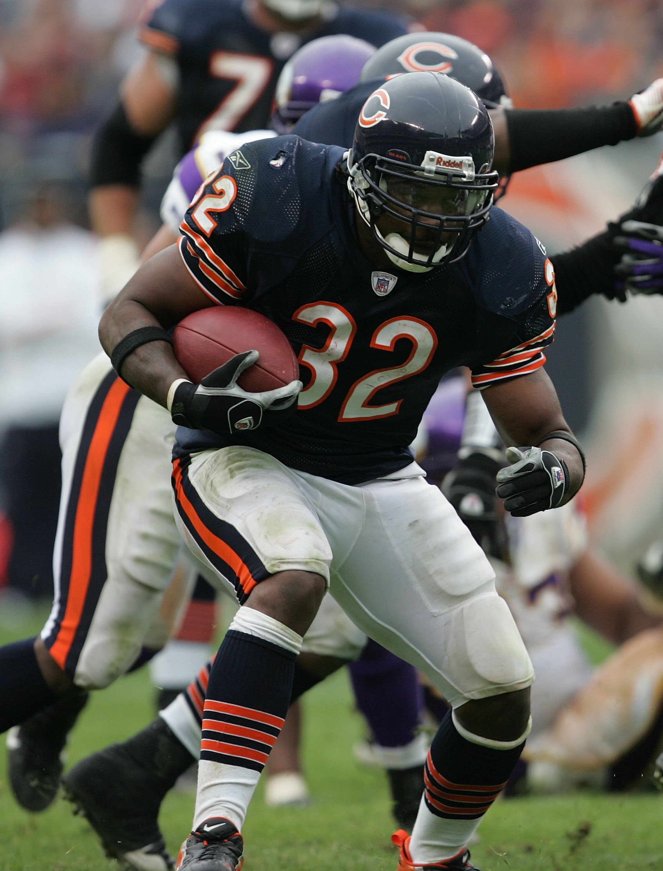 2011 NFL Draft: Grading Jerry Angelo's Drafts for the Chicago Bears ...