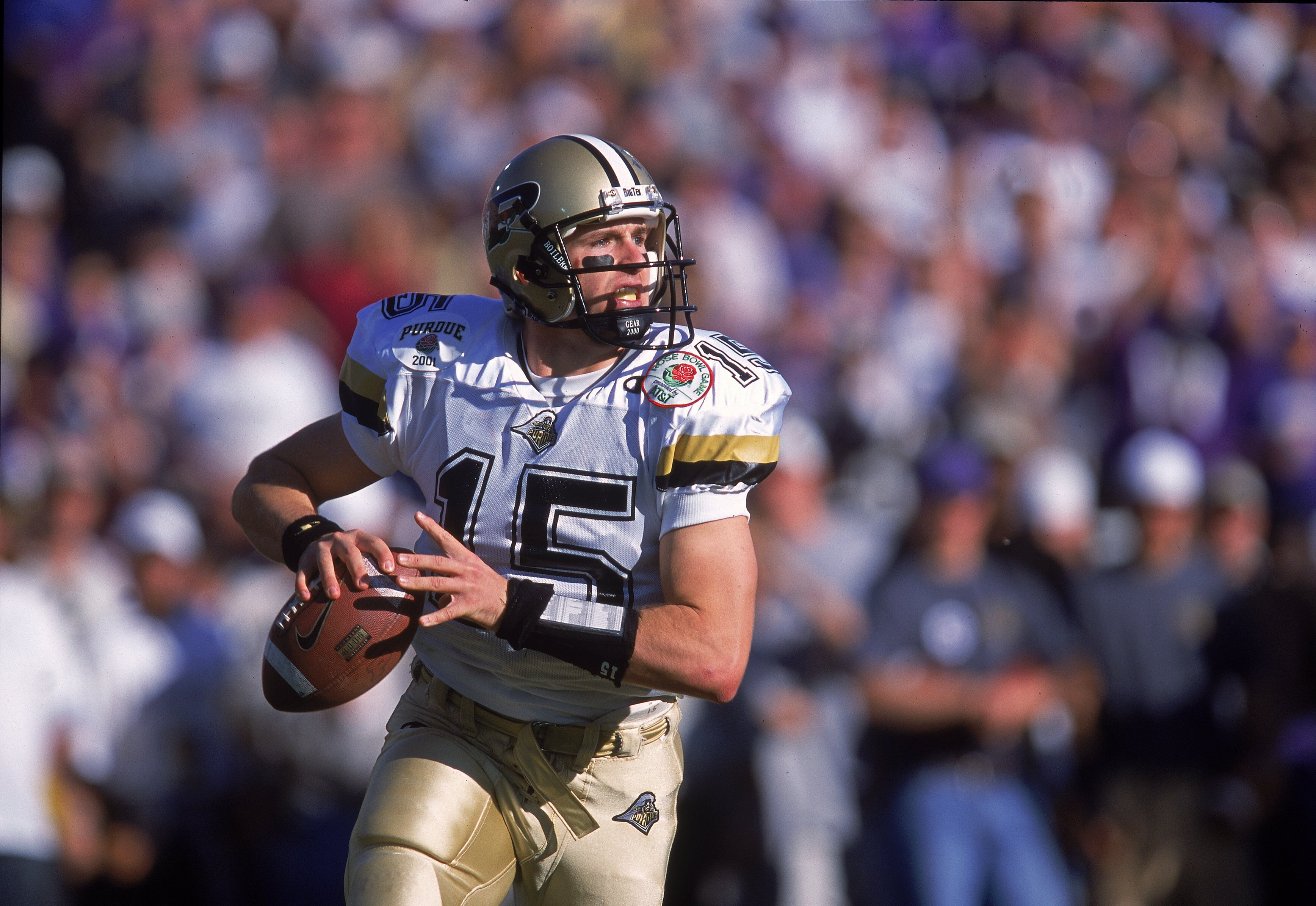 College Football: Each FBS College Football Team's Greatest Quarterback ...
