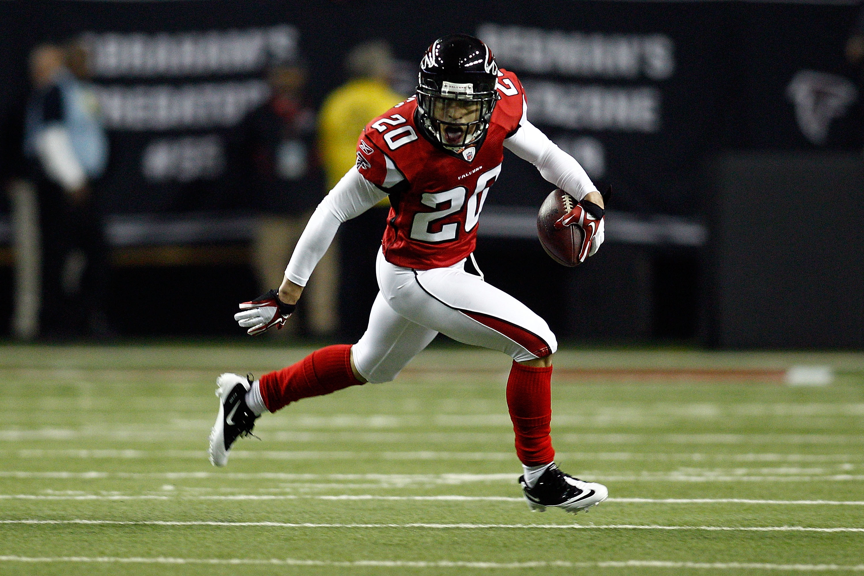 Atlanta Falcons: Analyzing 10 Best Players Heading into 2011 | News ...