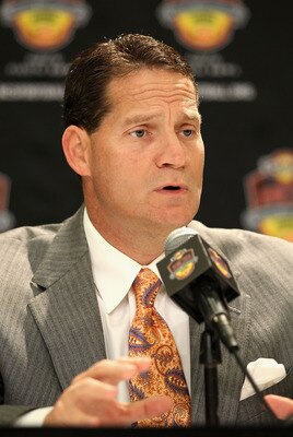 College Football 2011: 10 Expectations for Gene Chizik and Auburn in 2011