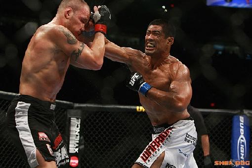 UFC 131 Fight Card: Demian Maia vs. Mark Muñoz, Early Head to Toe Breakdown