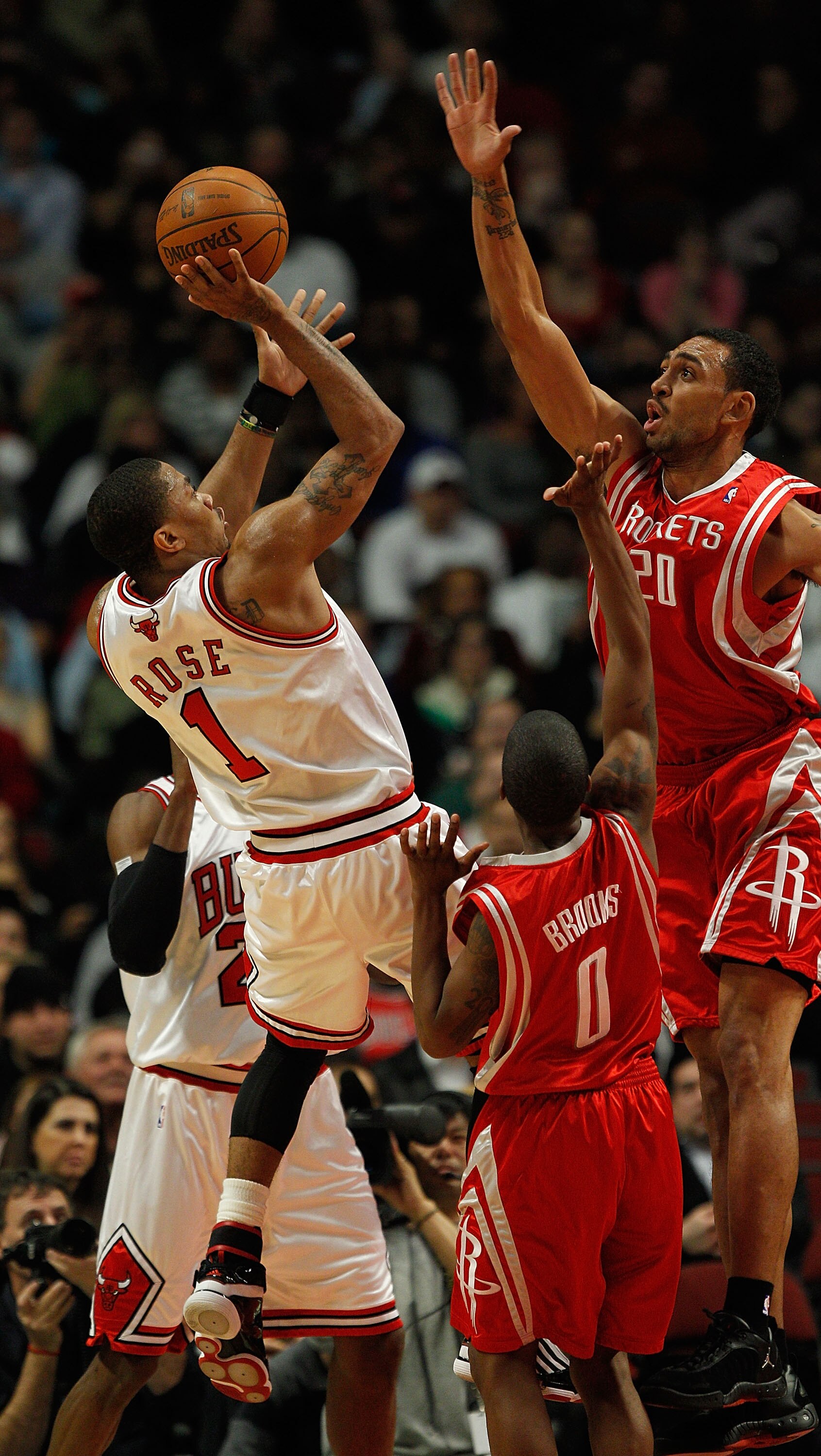 Derrick Rose: 20 Reasons He Can Take Home His Second MVP Next Season