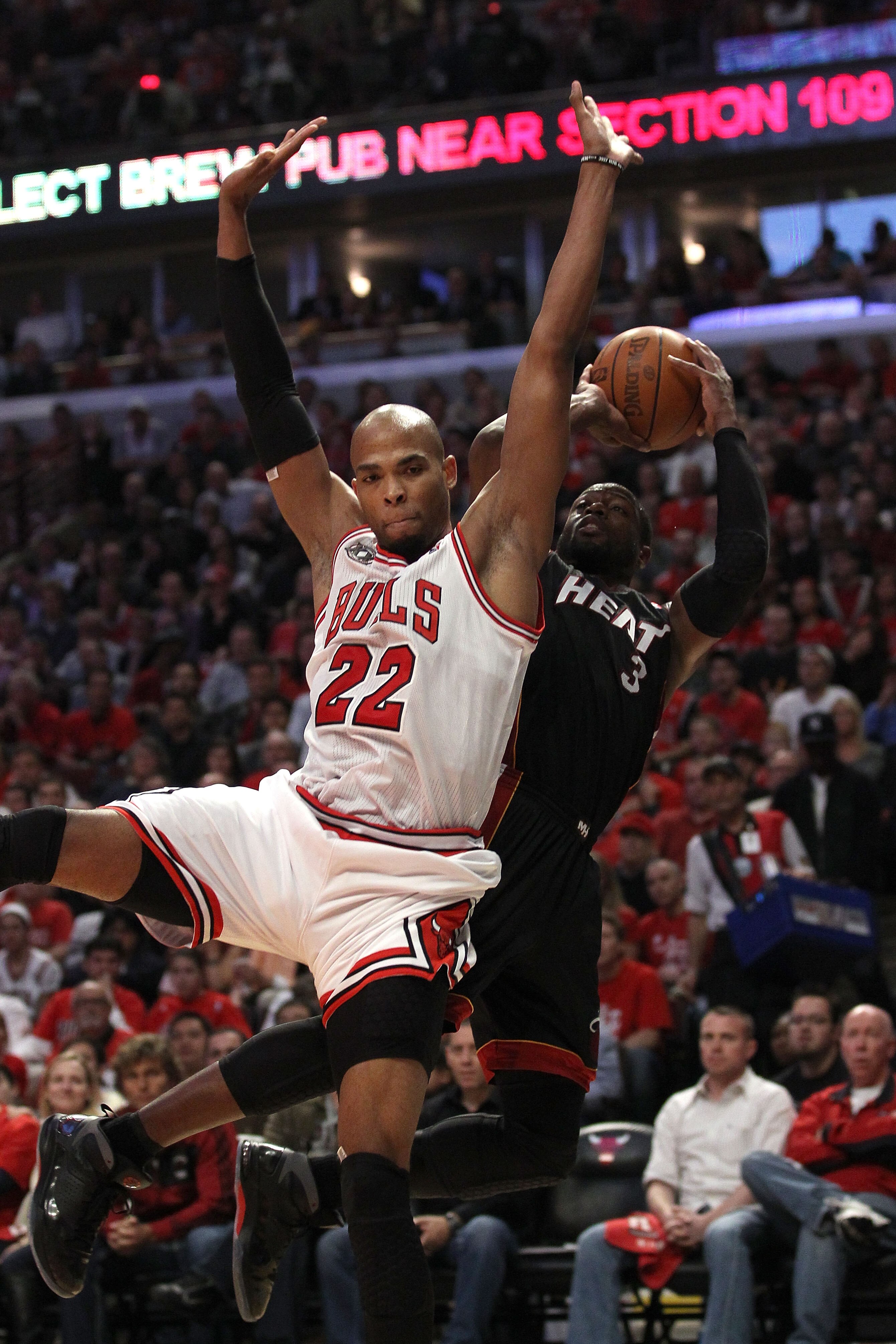 NBA Playoffs 2011: 5 Keys to Help Chicago Bulls Beat Miami Heat in Game 3