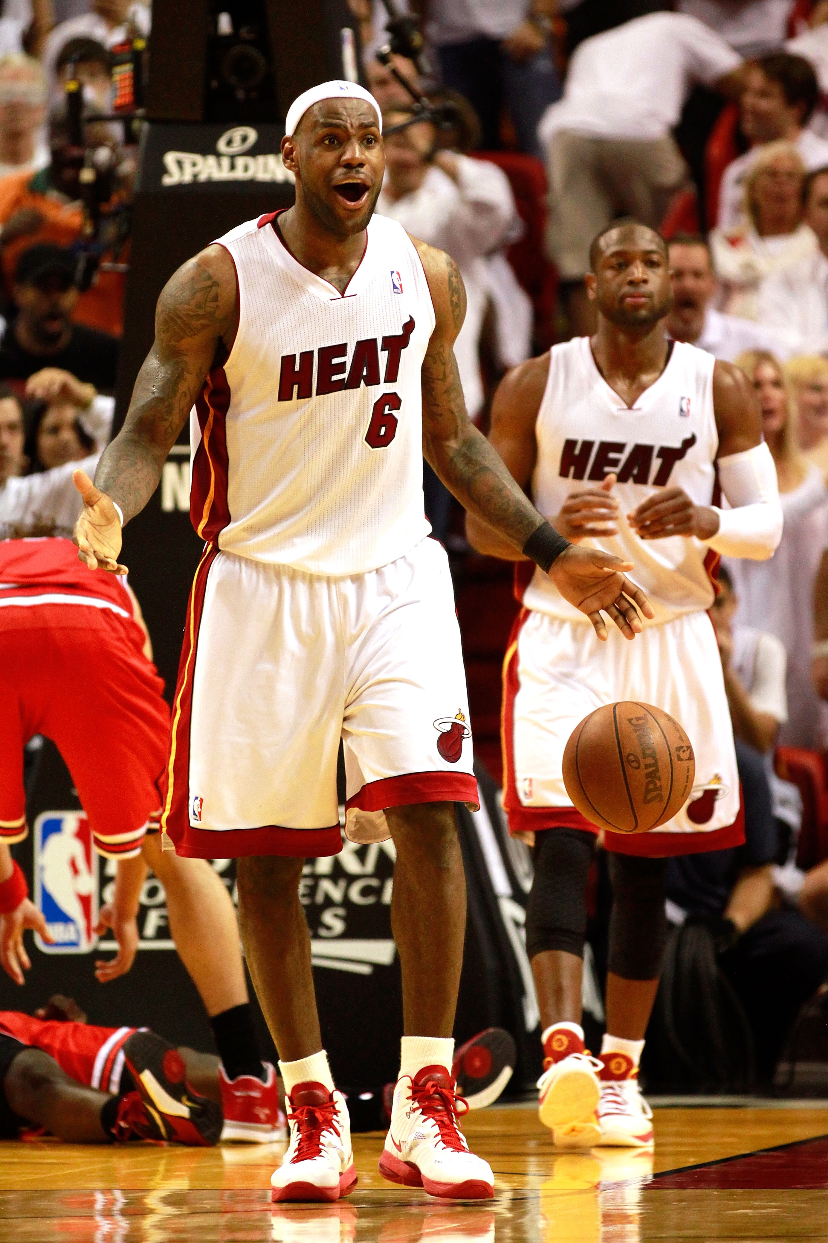 LeBron James: If He Moved to the Point, Would LBJ Be as Good as Magic ...