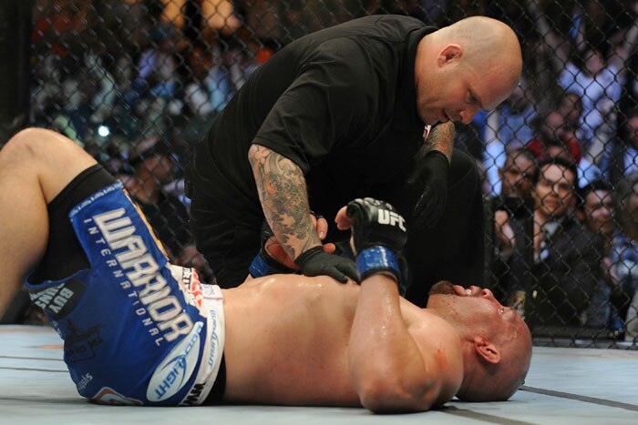 UFC 131 Fight Card: The Top 10 Photos of Shane Carwin on the Internet
