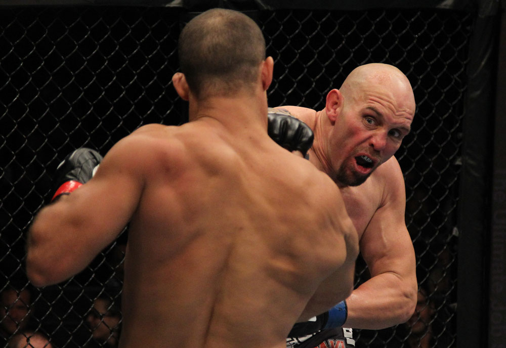UFC 131 Results: Shane Carwin's Bloody Face Photos After Fight with Dos ...