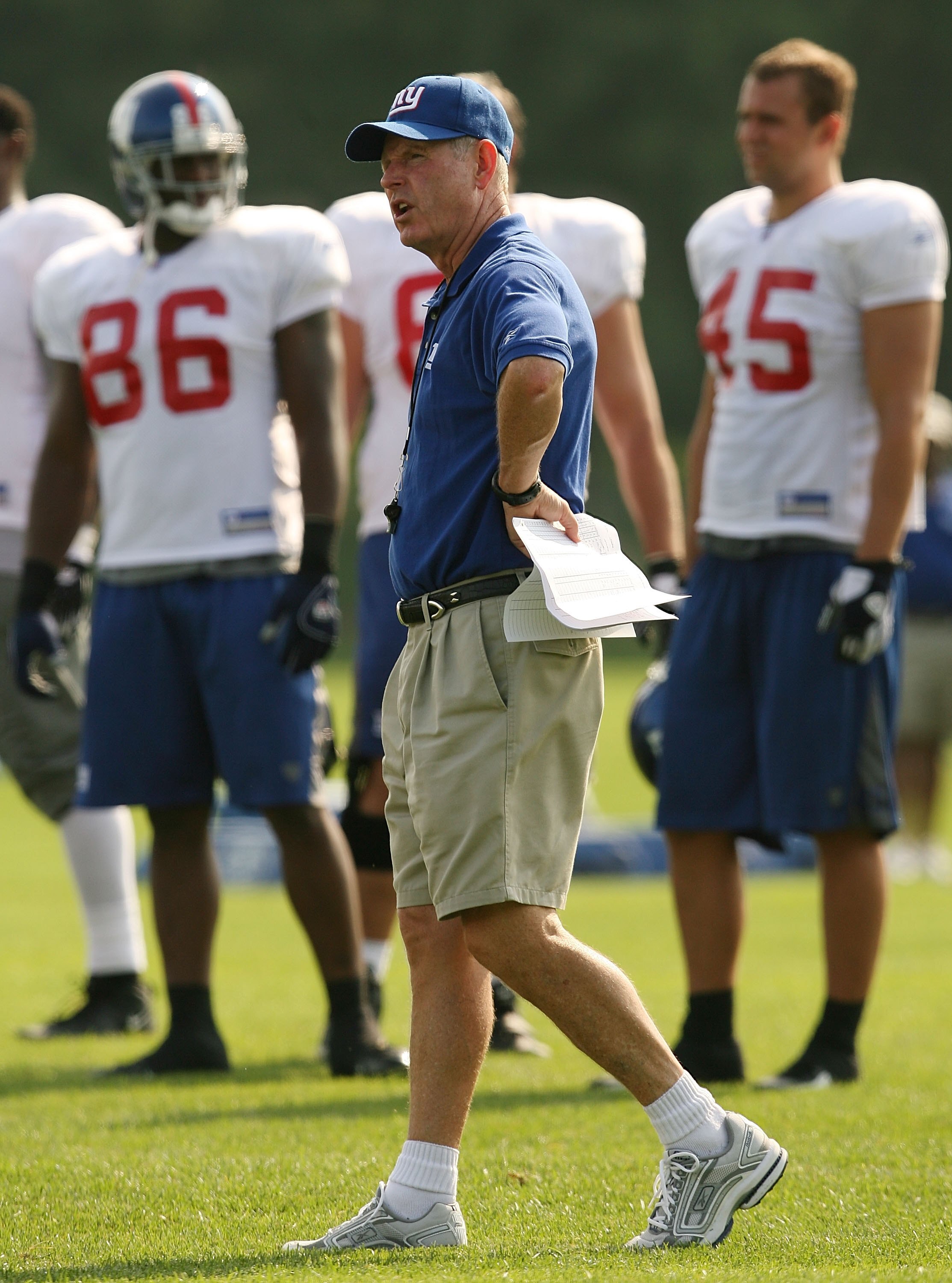 New York Giants: 10 Big Questions Going Through the 2011 NFL Offseason ...