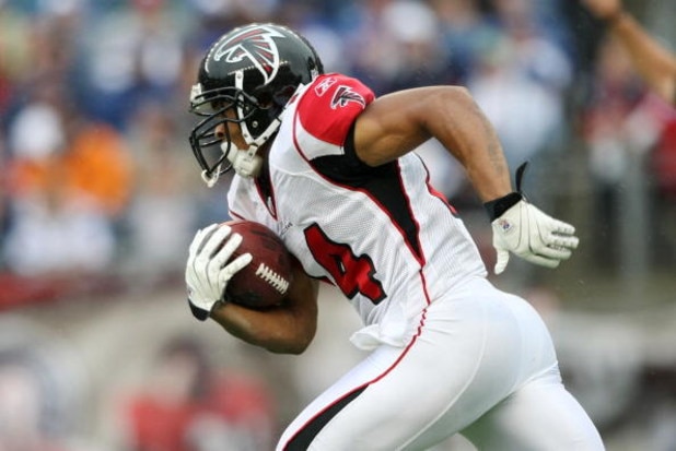 Top 10 Coolest Looking NFL Uniforms (And 5 Bad Ones)